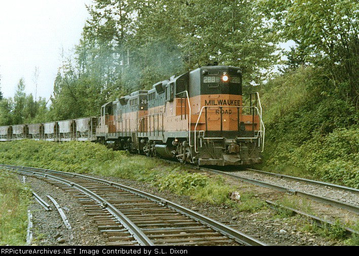 MILW 288-284 (GP9)